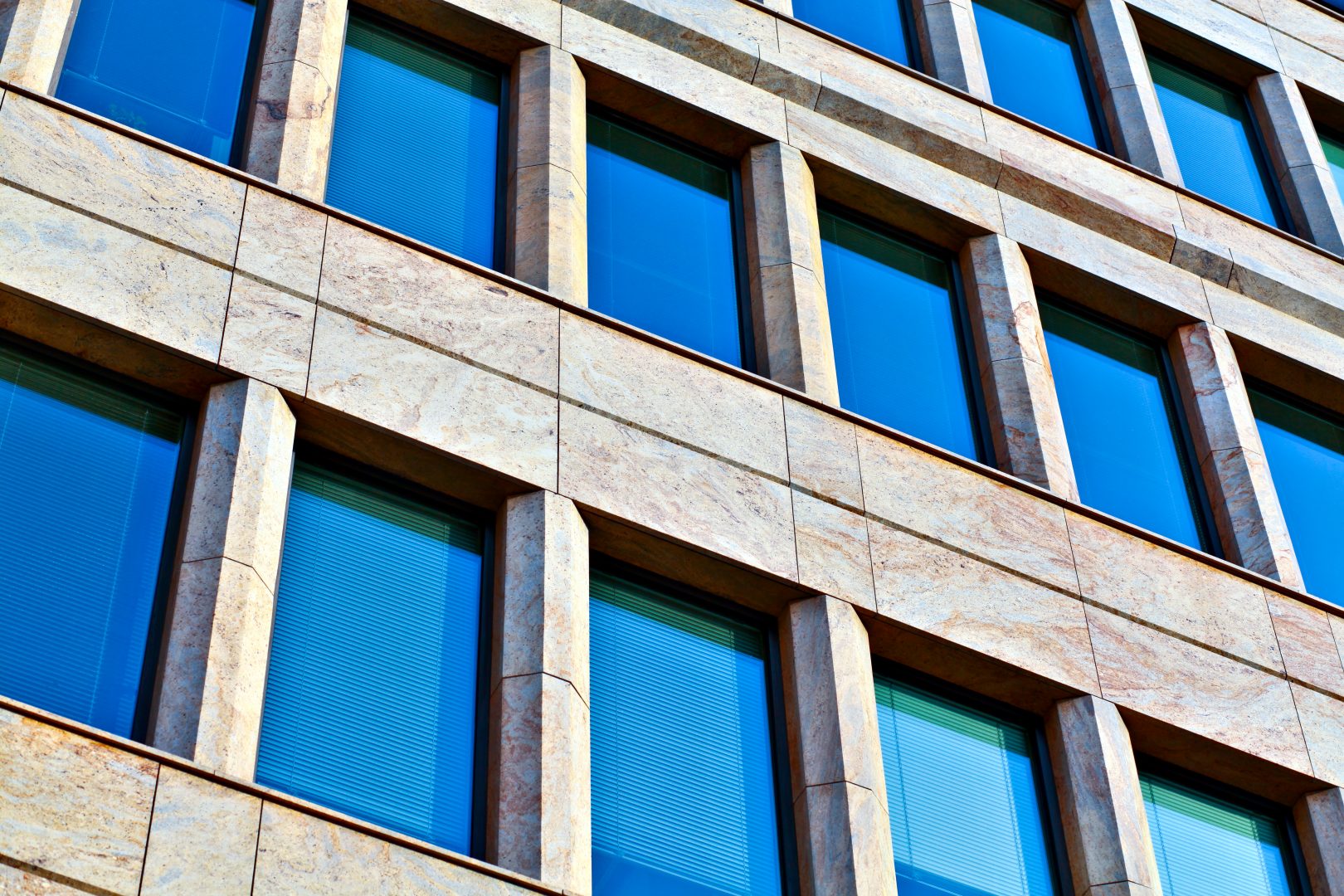 WINGARD: Window Glazing Analysis Response and Design - ARA