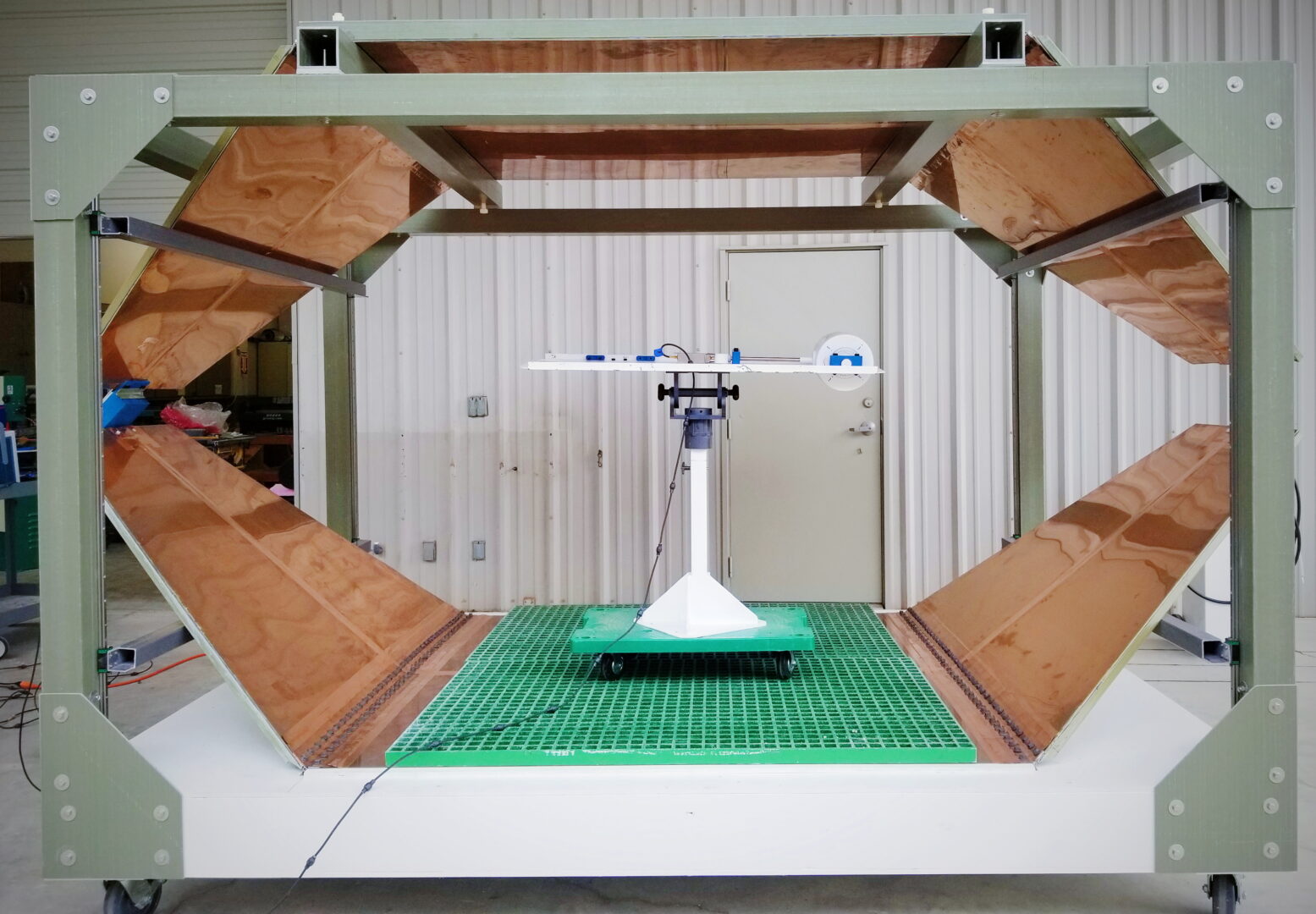 Electromagnetic Testing and Technology Development Center - ARA